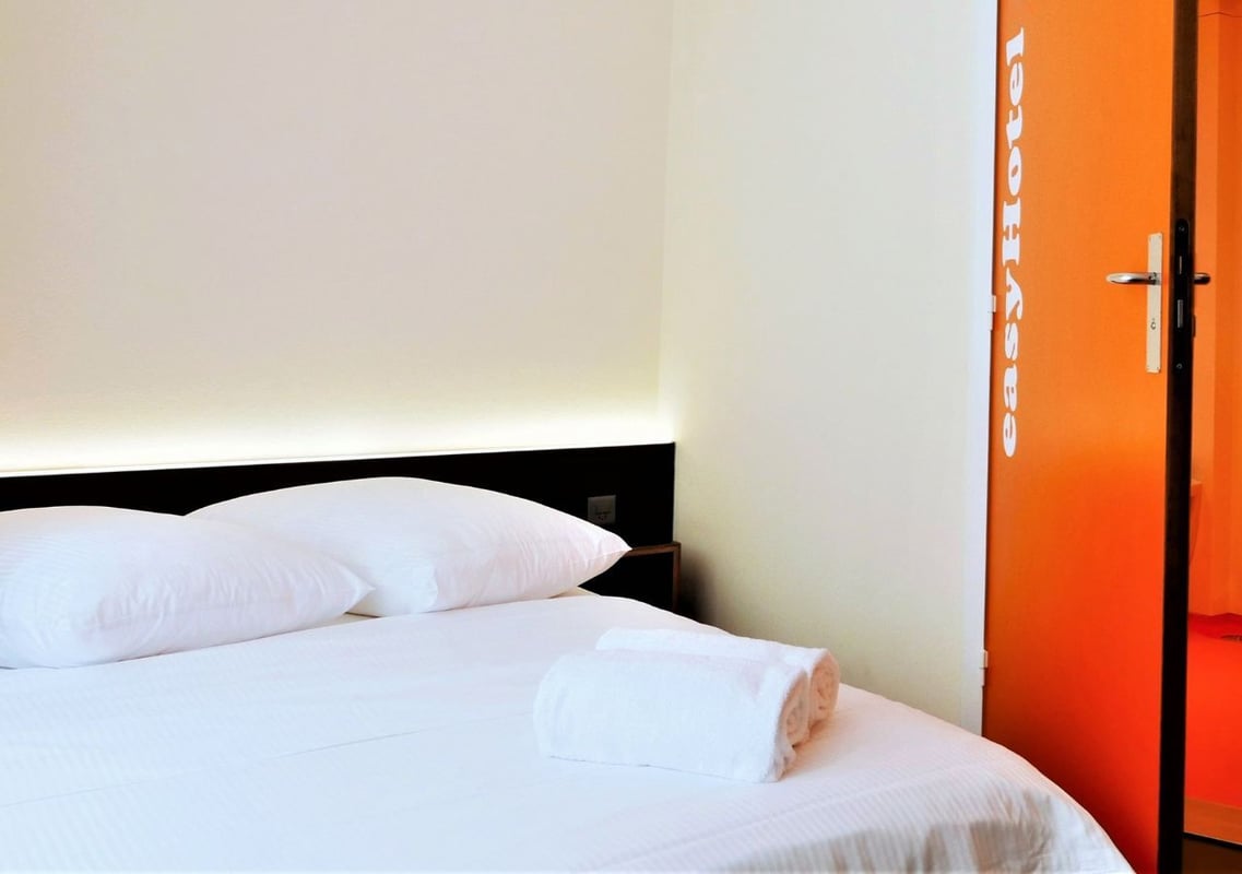 easyHotel Basel | Book Direct £⬇️ | easyHotel