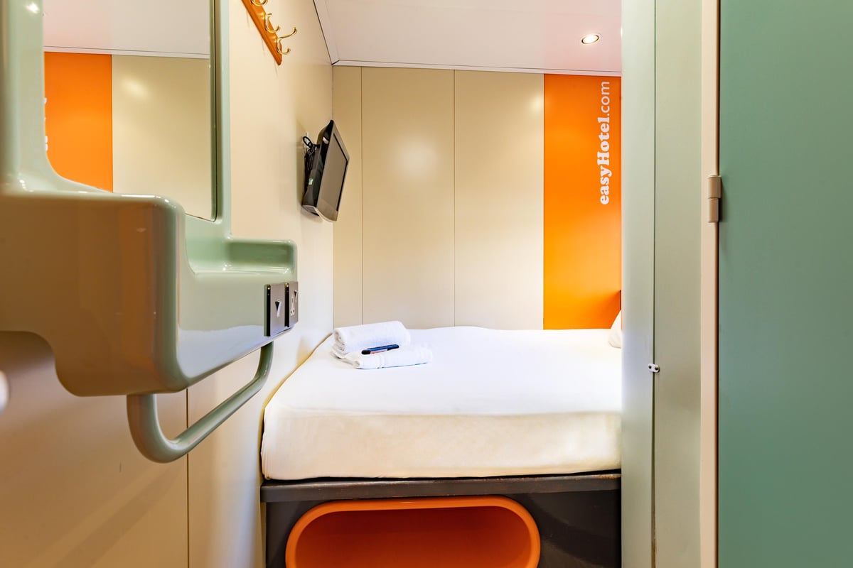easyHotel Edinburgh | Book Direct £⬇️ | easyHotel