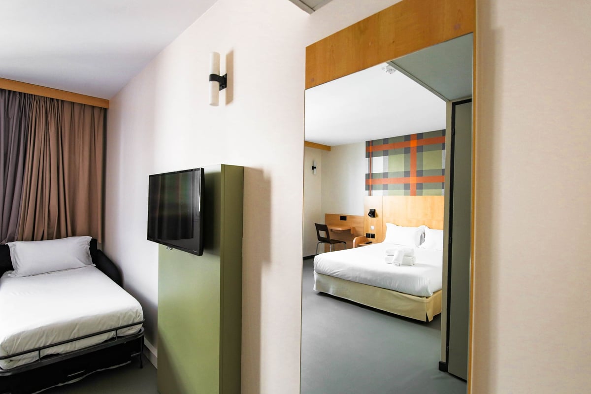 easyHotel Nice Old Town | Book Direct £⬇️ | easyHotel