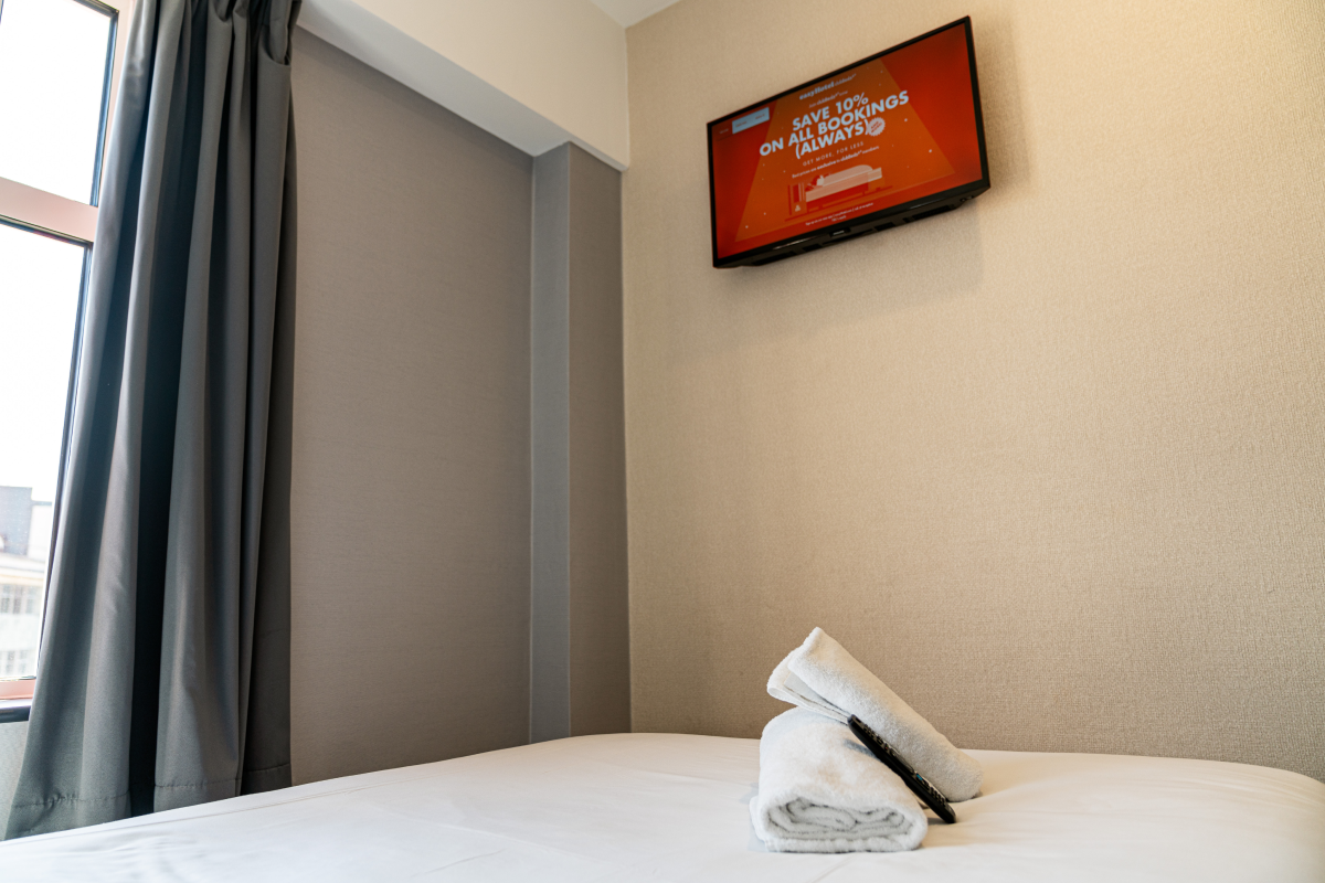 easyHotel Sheffield City Centre | Book Direct £⬇️ | easyHotel