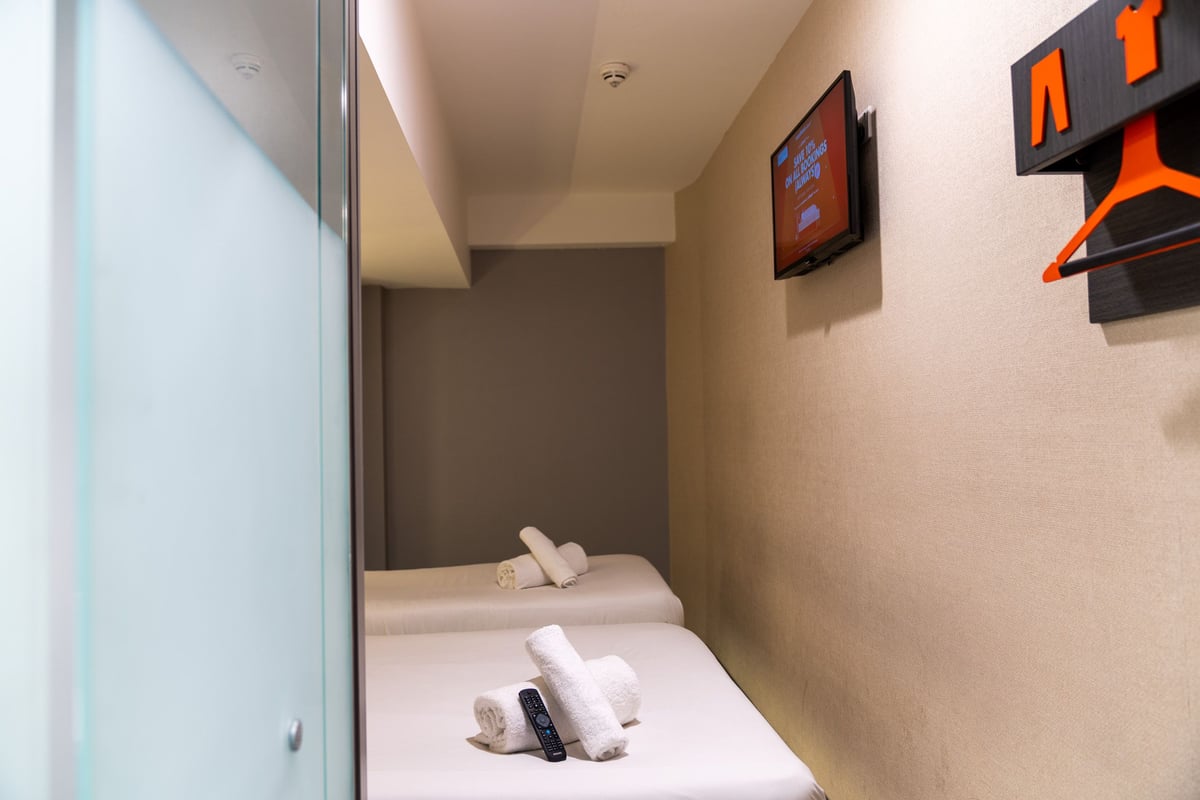 easyHotel Sheffield City Centre | Book Direct £⬇️ | easyHotel